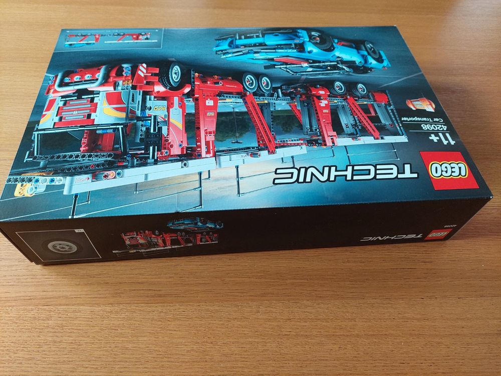 LEGO Technic Autotransporter mit Auto mit V8 Motor 42098 (Neu und ...