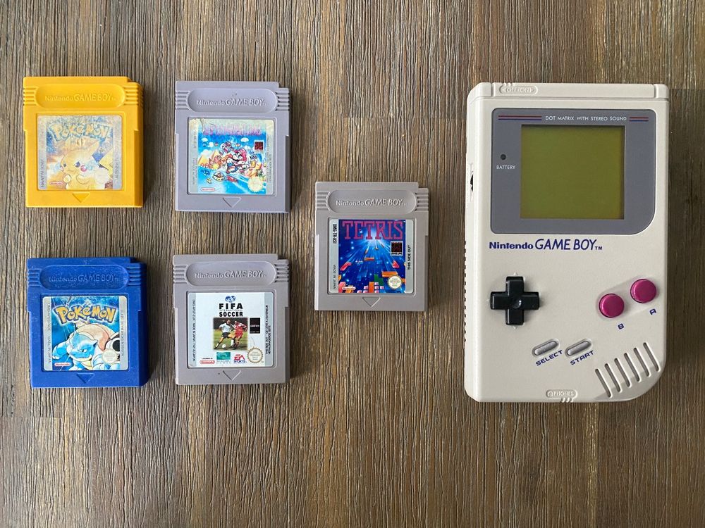 Game Boy Classic + 5 Spiele | Kaufen auf Ricardo