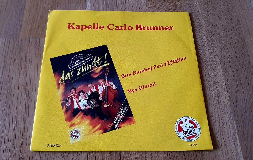 KAPELLE CARLO BRUNNER, Bim Burehof Peti... Si, Neuwertig! (Neu (gemäss ...