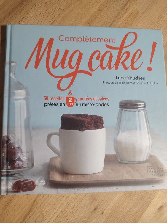 Livre de cuisine "Complètement Mug cake!" (Gebraucht) in Rue für CHF 5 ...
