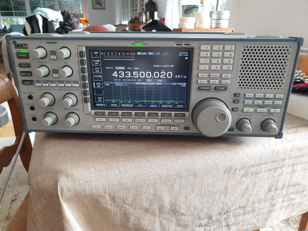 Icom IC-R9500 Breitband Kommunikations Empfänger (Gebraucht) in ...