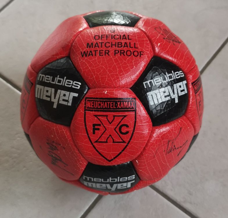 FC Neuchâtel Xamax, Fussball mit Originalunterschriften | Kaufen auf ...