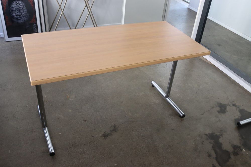 2 Tische (Lot 107) Standort 3011 Bern (Gebraucht) in Bäriswil für CHF ...