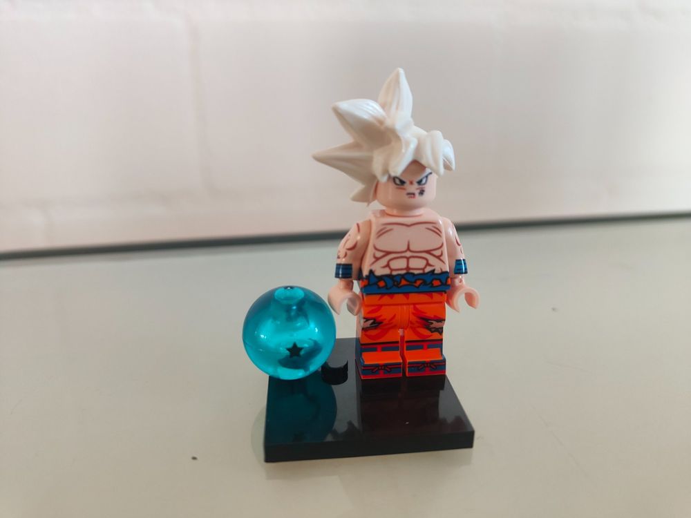 Dragon Ball Minifigur kein Lego 19 (Neu und originalverpackt) in Männedorf für CHF 4 – mit ...