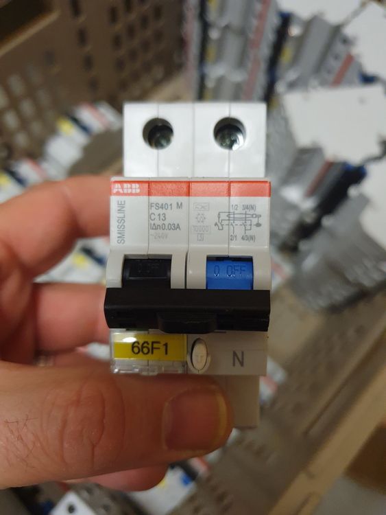 ABB FS401M C13 0.03 FI/LS-Schalter FI LS 13a SWISSLINE (Gebraucht) in Zürich für CHF 45 – mit ...