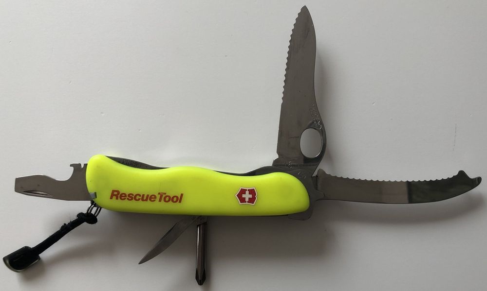 Victorinox Rescue Tool (Gebraucht) in Binningen für CHF 41 – mit ...