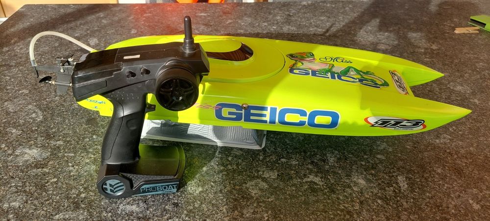 RC Boot Miss Geico (Gebraucht) in Frutigen für CHF 31 – mit Lieferung ...