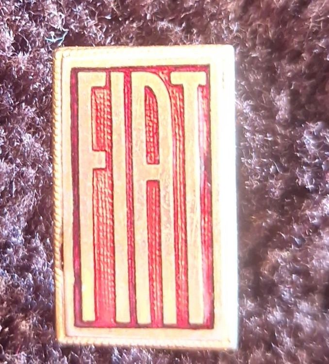 Fiat Pin antik (Gebraucht) in Rieden AG für CHF 8 – mit Lieferung auf ...