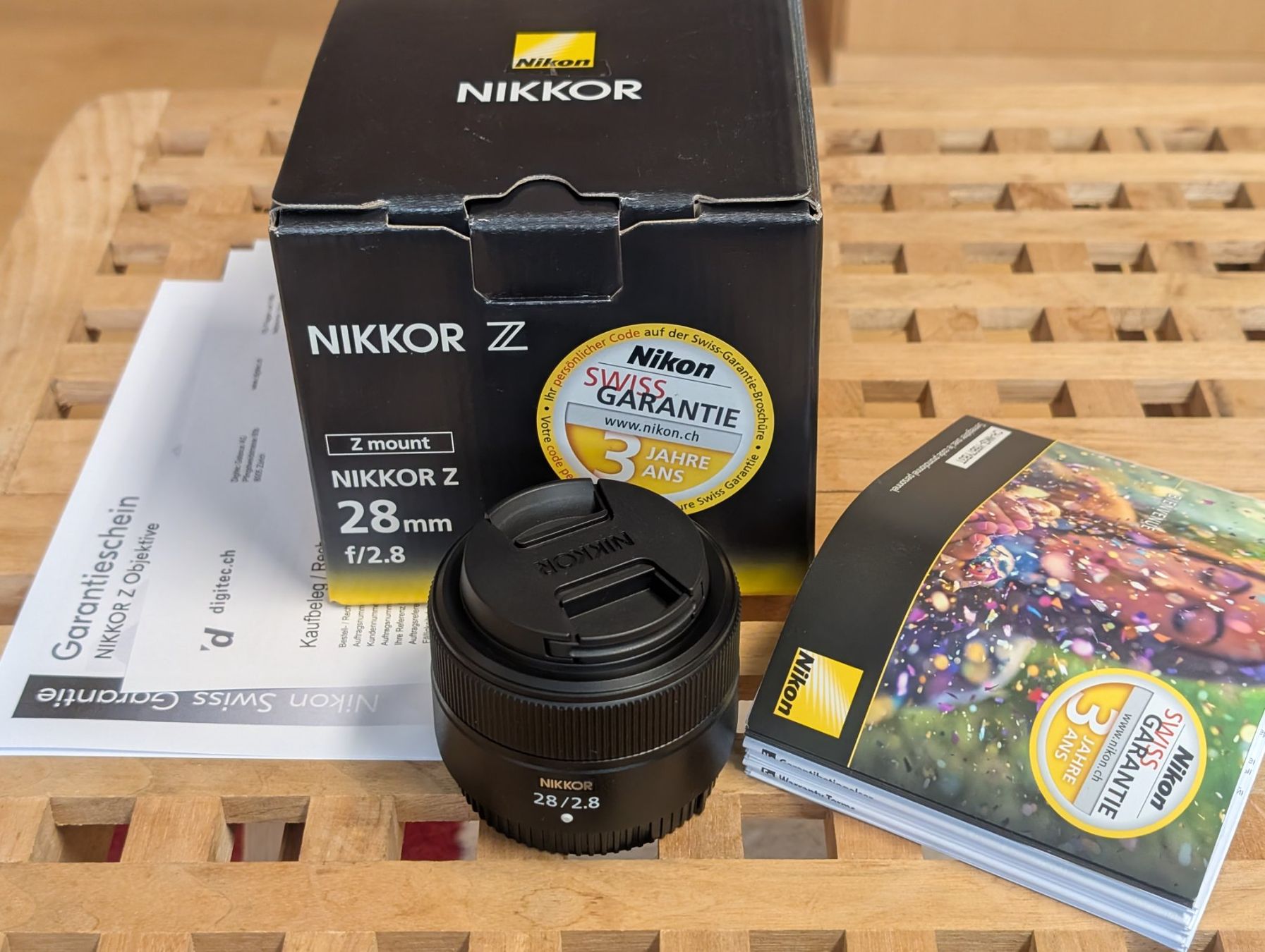 Nikon Nikkor Z 28mm f2.8 - mit Herstellergarantie (Gebraucht) in ...