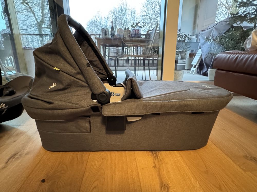 Joie i-Snug 2 & Joie Babywanne / Cycle Collection (Gebraucht) in Baar ...