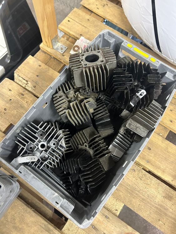 Puch Zylinder & Teile ab 1fr (Defekt) in Schmerikon für CHF 186 – nur ...