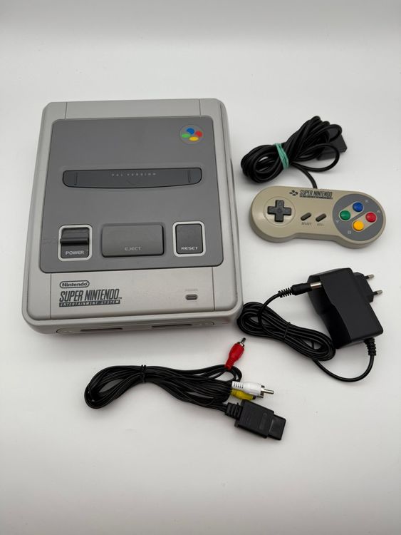 SNES + Controller Nintendo original Retro (Gebraucht) in St. Gallen für ...