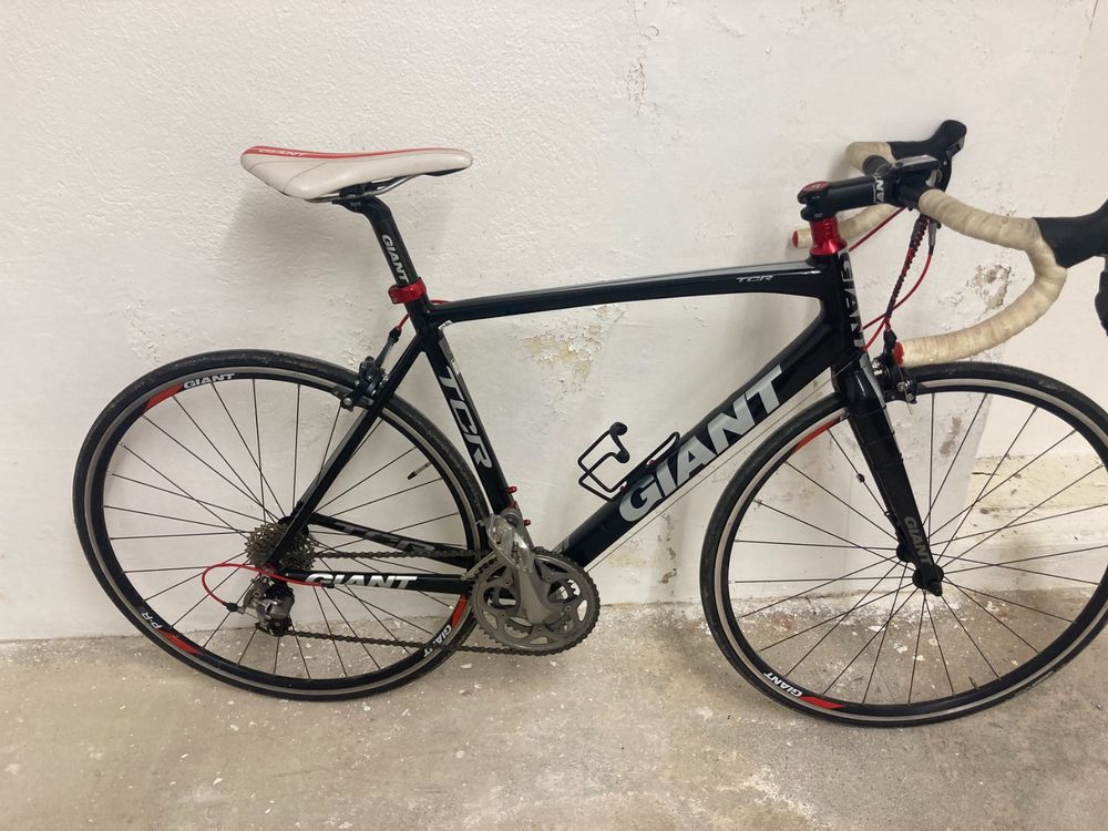 Vélo de Course Giant TCR. Très peu utilisé. (D'occasion) à La Chaux-de ...