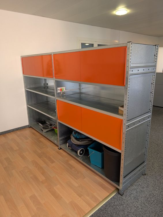 Errex Regal mit Schiebetüren (Gebraucht) in Zürich für CHF 266 – nur ...