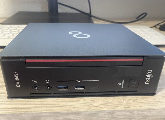 Fujitsu Esprimo Q558 i5 7th Gen 2.7GHZ 256GB SSD 8GB Ram (Gebraucht) in Wittwil für CHF 110 ...