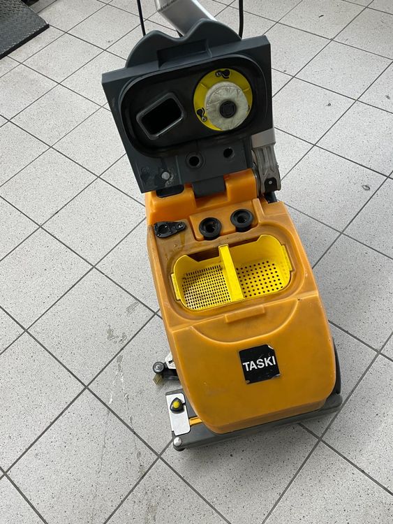 Taski Swingo 350 Putschmaschine (Gebraucht) in Cham für CHF 990 – nur ...