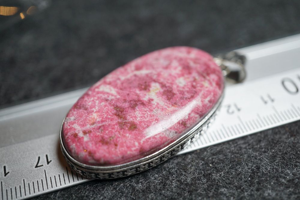 Thulit aus Norwegen rarität Anhänger - TOPSTONE AB 15.- | Kaufen auf Ricardo