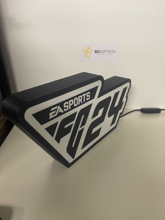 FC24 logo mit LEDs (Neu (gemäss Beschreibung)) in Luzern für CHF 30 ...