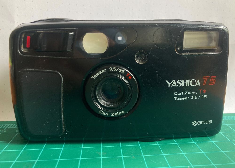 Yashica T5 analoge 35 mm Kompaktkamera (Defekt) in Rombach für CHF 151 – mit Lieferung auf ...