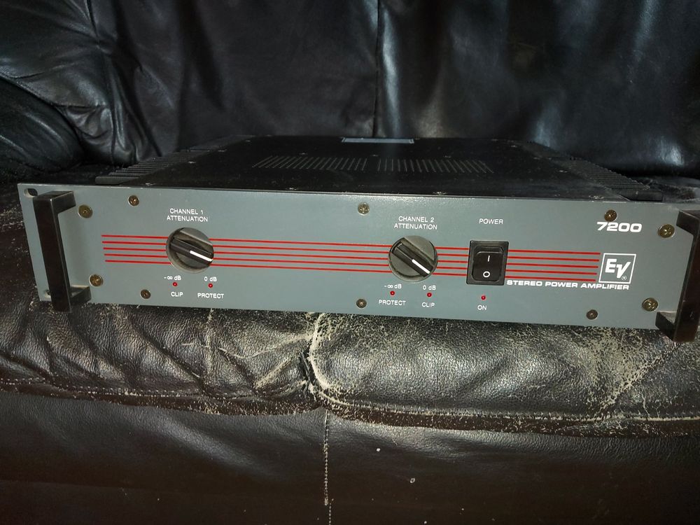 Electro Voice Monitor Endstufe 7200 (Gebraucht) in Niederönz für CHF 30 ...