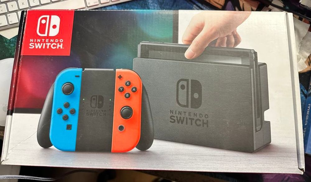 Console Nintendo Switch (Gebraucht) in Giubiasco für CHF 110 – nur ...