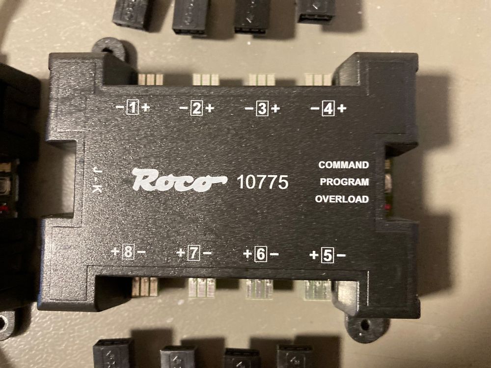 Roco Achtfach-Weichendecoder für DCC 10775 Spurneutral (Gebraucht) in ...