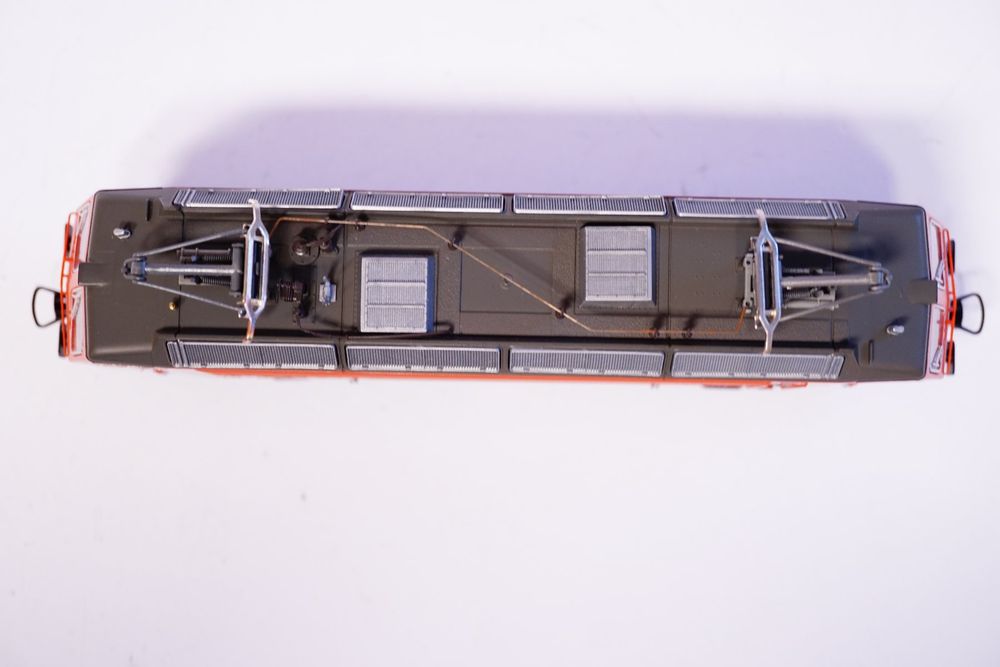 2ß Roco 04178B SBB Re 4/4 IV rot 10104 | Kaufen auf Ricardo