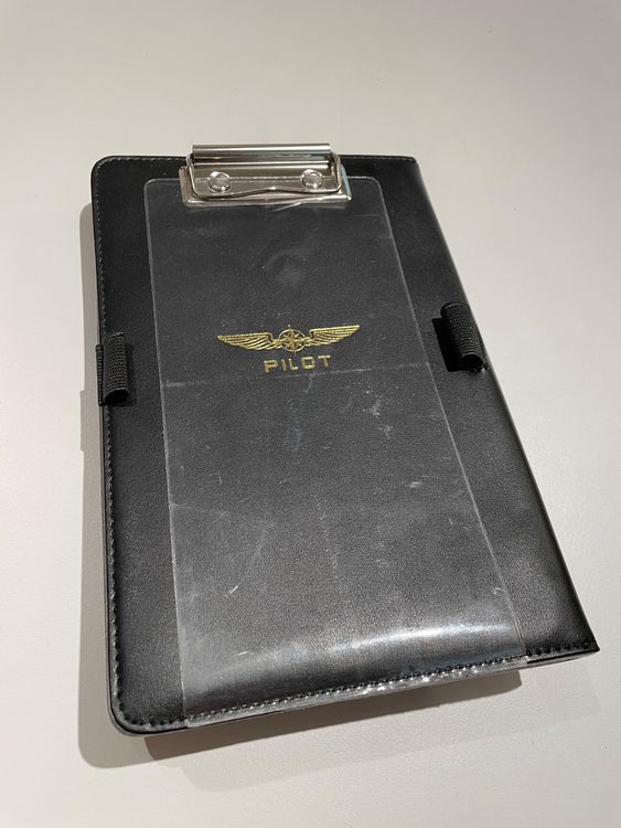 Piloten Kniebrett Aviation "i-Pilot Tablet mini" (Gebraucht) in Zürich für CHF 15 – mit ...