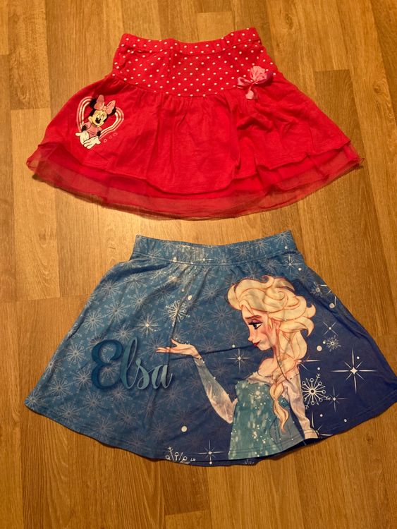 Minnie Mouse und Elsa Rock Gr. 116/122 (Gebraucht) in Emmenbrücke für ...