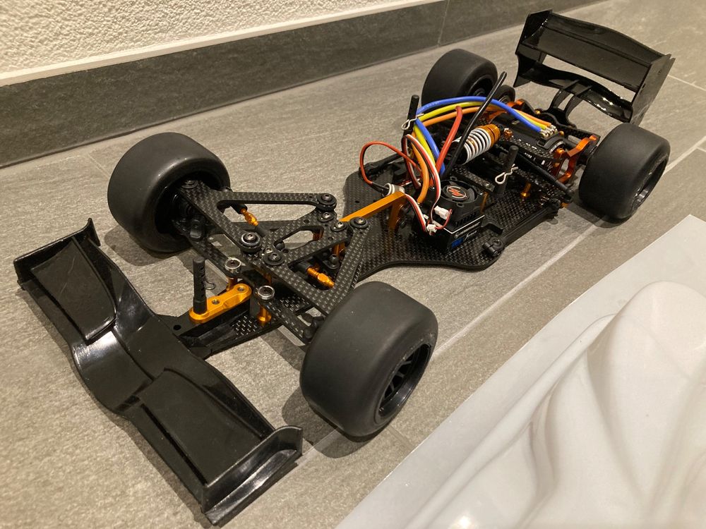 XRAY X1 Formel 1 rc renn auto (Gebraucht) in Kestenholz für CHF 120 – mit Lieferung auf Ricardo ...