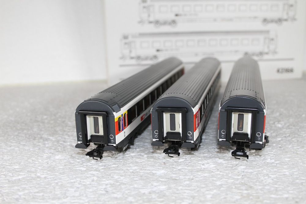 Märklin 42166 SBB Schnellzugwagen-Set InterCity (Gebraucht) in Triesen für CHF 170 – mit ...