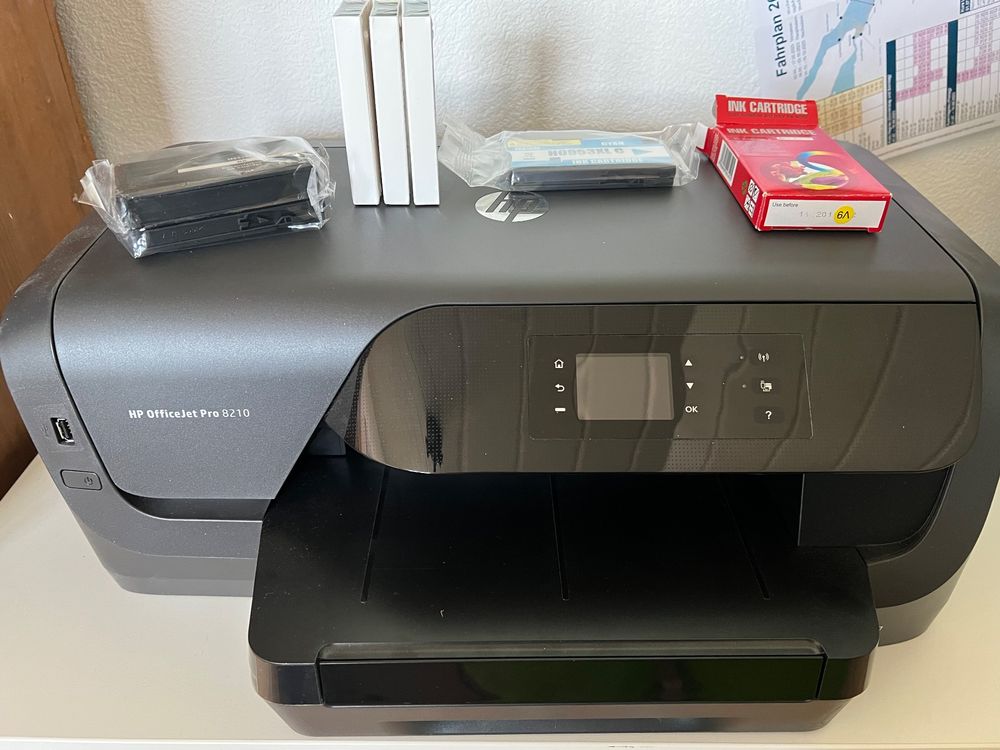 Drucker HP Officejet Pro 8210, 6 Ersatzpatronen, Topzustand | Kaufen ...