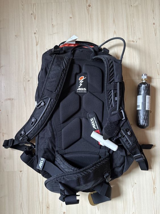 ABS Vario 8 avalanche backpack (Gebraucht) in Gryon für CHF 100 – mit ...