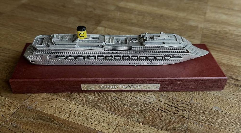 Modellschiff Costa Pacifica (Gebraucht) in Niederscherli für CHF 10 ...