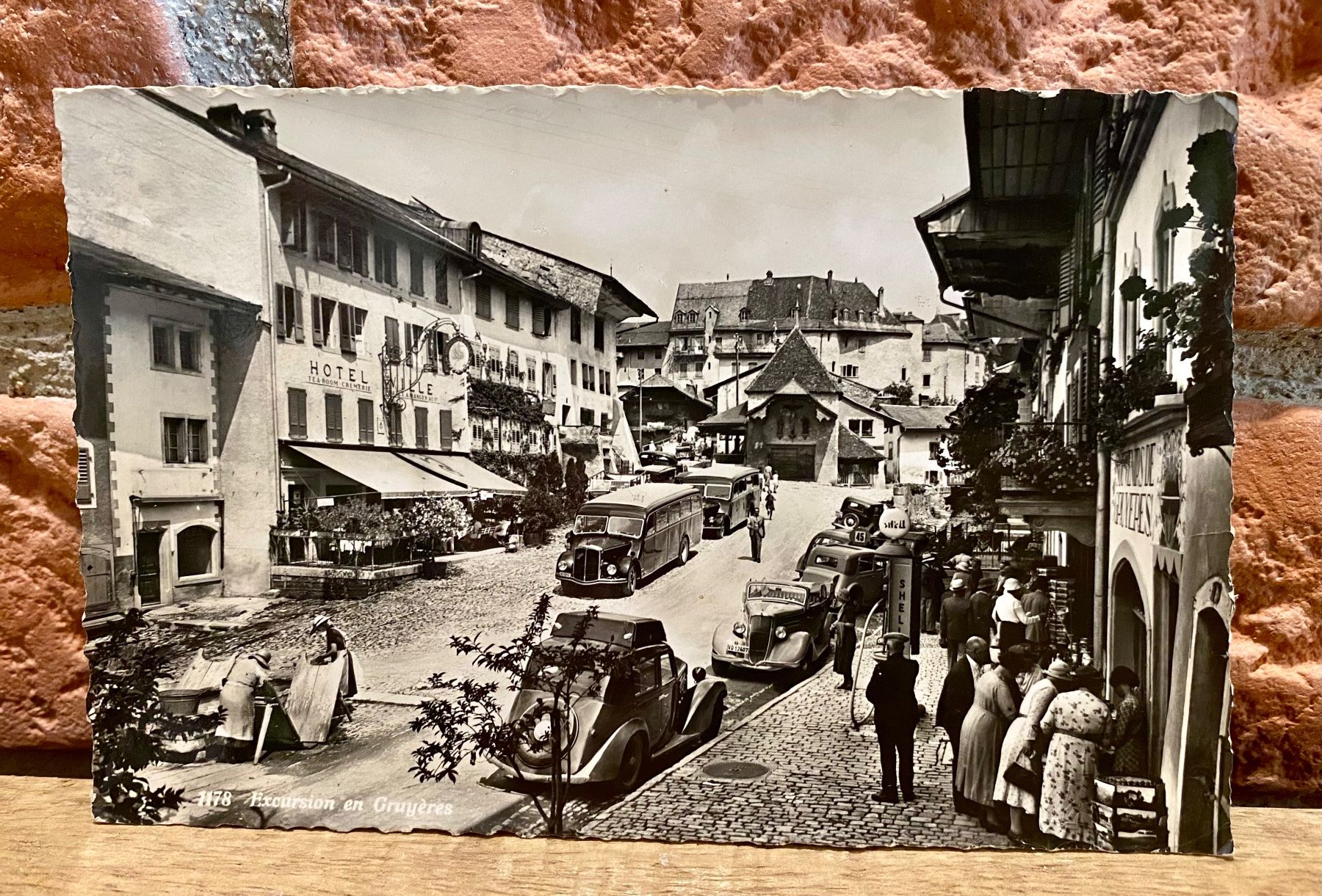 Excursion en Gruyères - Oldtimer Busse - Hotel Ville, Belebt (Gebraucht ...