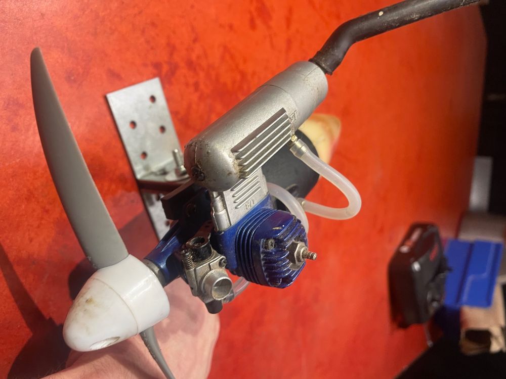 Modellbau Flugzeug MOTOR OS-MAX 15 LA Komplett Set (Gebraucht) in Gebenstorf für CHF 25 – mit ...