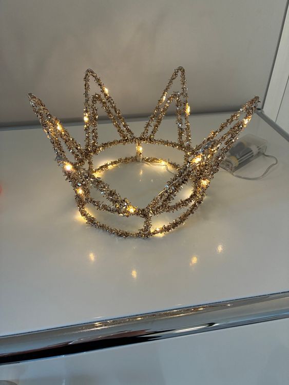 Weihnachtsdeko Krone mit Beleuchtung (Gebraucht) in Berikon für CHF 15 ...