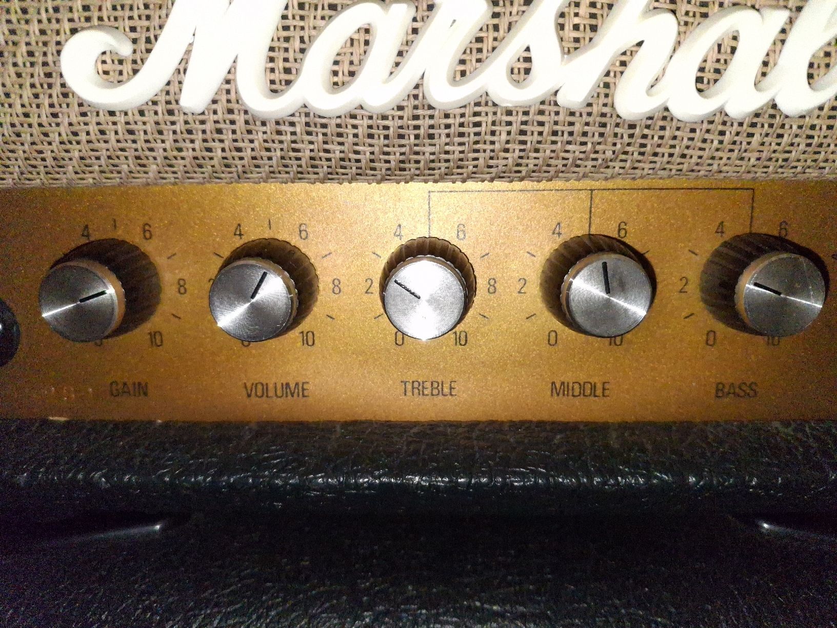 Marshall Lead 12 Stack vintage JCM 800 Sound solid state (Gebraucht) in ...