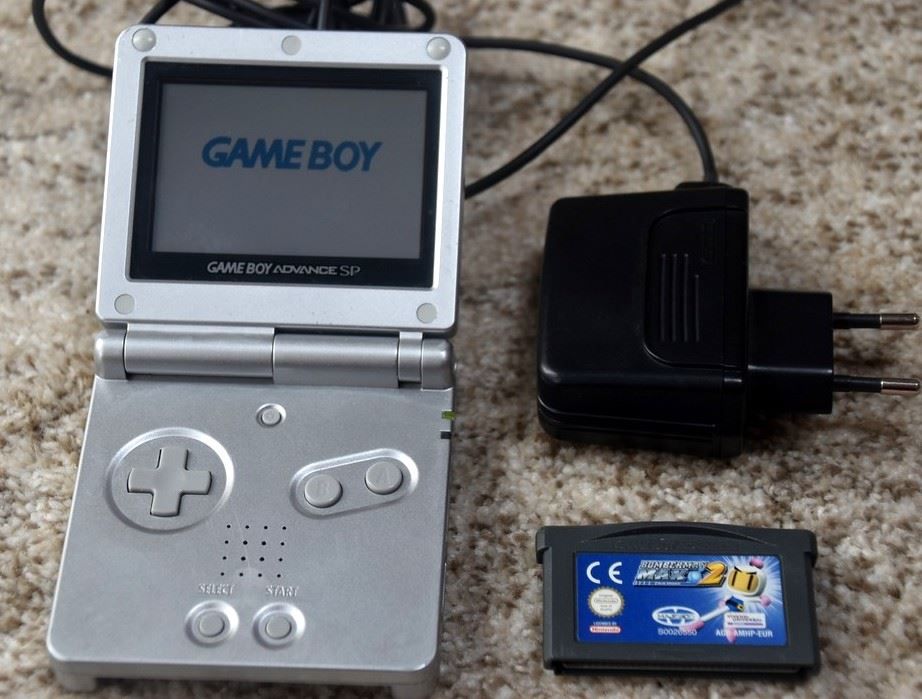Game Boy Advance SP AGS 001 (Gebraucht) in Collonges für CHF 94 – mit Lieferung auf Ricardo kaufen