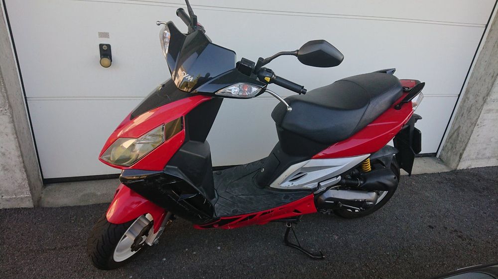 Sym Jet Sport X 50 (Gebraucht) in Einsiedeln für CHF 250 – nur Abholung ...