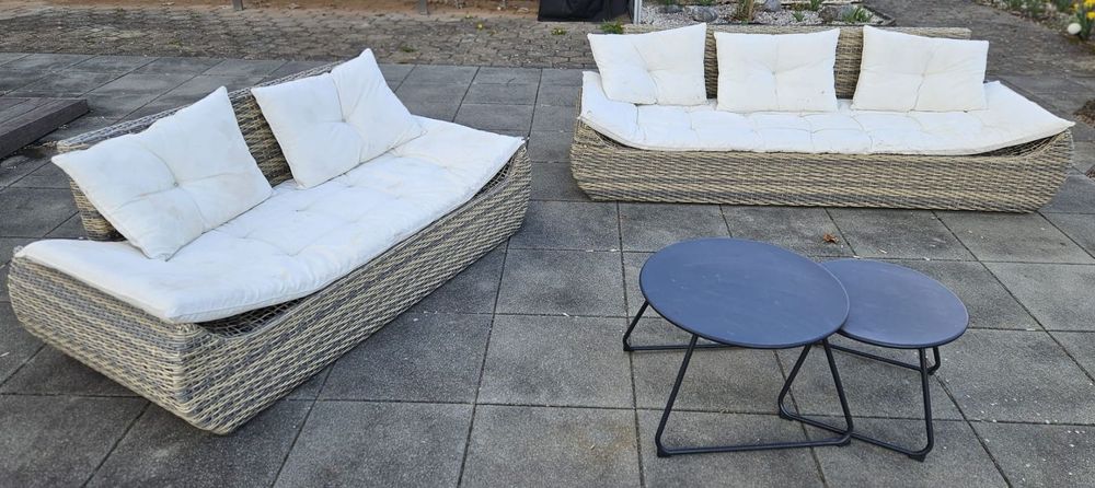 Garten Lounge Set Rattan | 2 Sofas, 2 Tische (Gebraucht) in ...