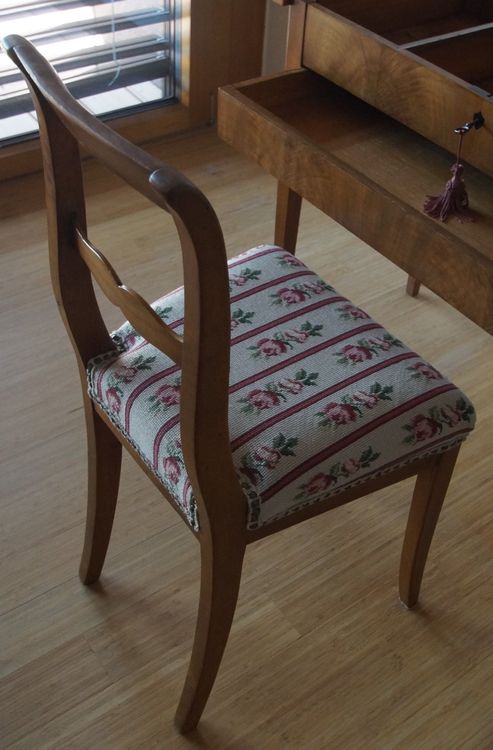 Biedermeier Stuhl gepolstert (Gebraucht) in Lachen SZ für CHF 59 – nur Abholung auf Ricardo kaufen