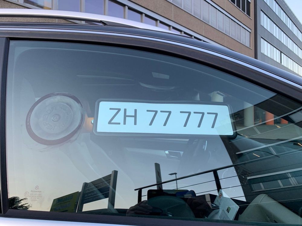 Auto Nummer Schild Halter SPEZIAL | Kaufen auf Ricardo