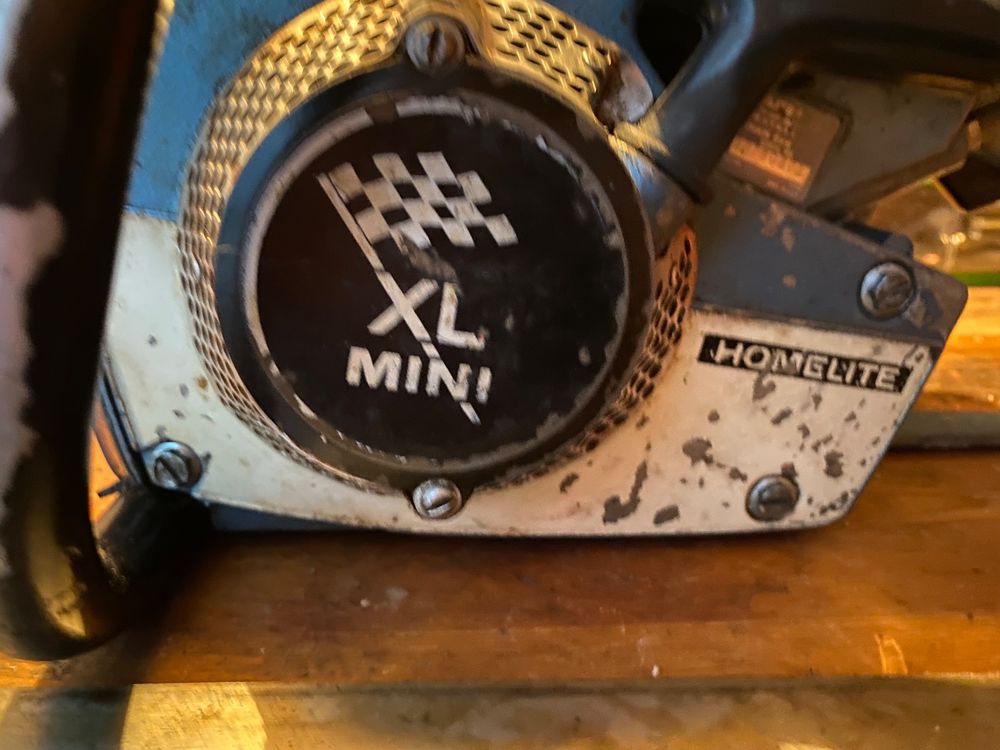 Homelite XL Mini - Vintage Benzin Motorsäge ab CHF 1.-- | Kaufen auf ...