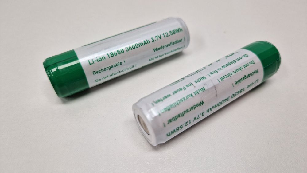 Li-ion 18650 3400mBh 3.7V 12.58Wh - 2 Stück (Gebraucht) in Sonnental ...