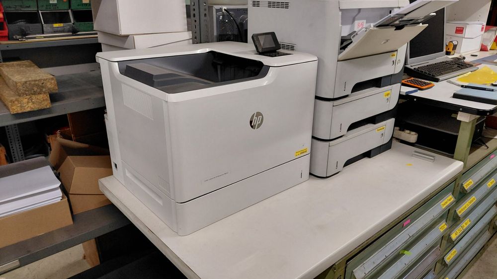 HP Color LaserJet Enterprise M652 - Top Zustand! (Gebraucht) in ...