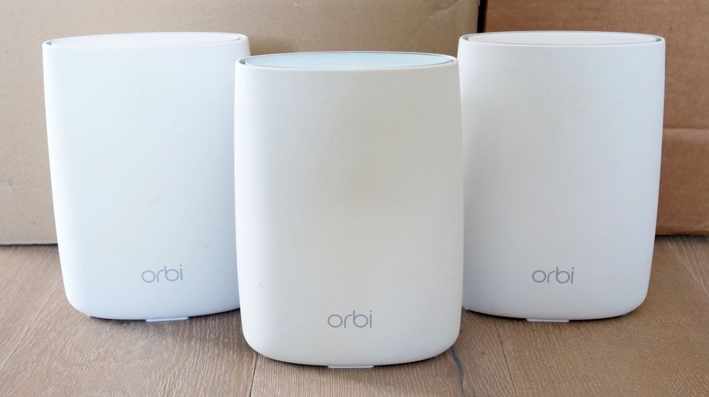 Netgear Orbi RBR50 AC3000 Tri-band Mesh-System 2x Orbi RBS50 (Gebraucht ...