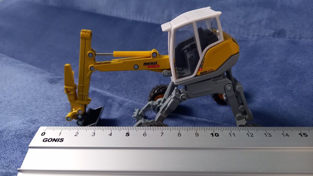 Menzi Muck "Modellbagger M545" 1:50" (Neu (gemäss Beschreibung)) in ...