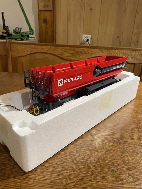 Perard interbenne miniature (Neu und originalverpackt) in Maracon für ...