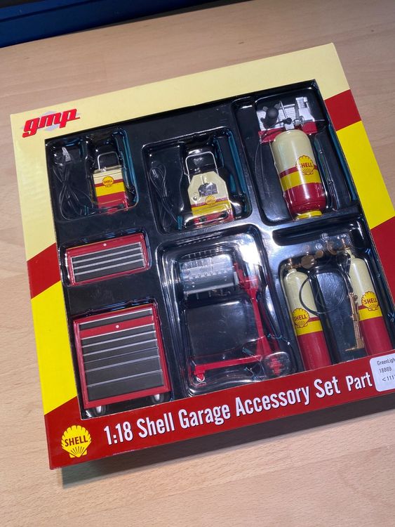 GMP 1:18 Shell Garage Accessory Set (Neu (gemäss Beschreibung)) in Stüsslingen für CHF 61.5 ...